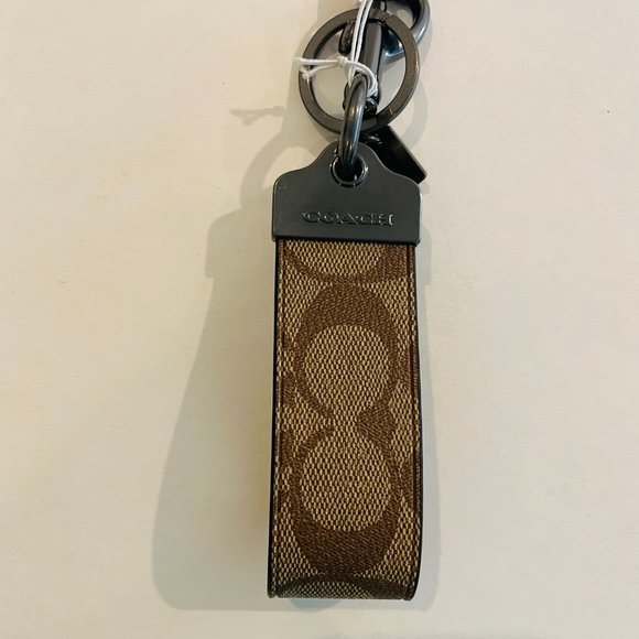 Coach | Accessories | Coach Cj748 Loop Khaki Brown Snap Valet Key Fob ...